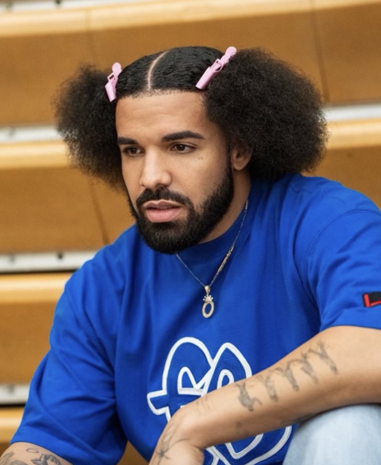 Drake演唱会上回应为什么没有发专辑For All the Dogs | LINS BROS. 林氏兄弟